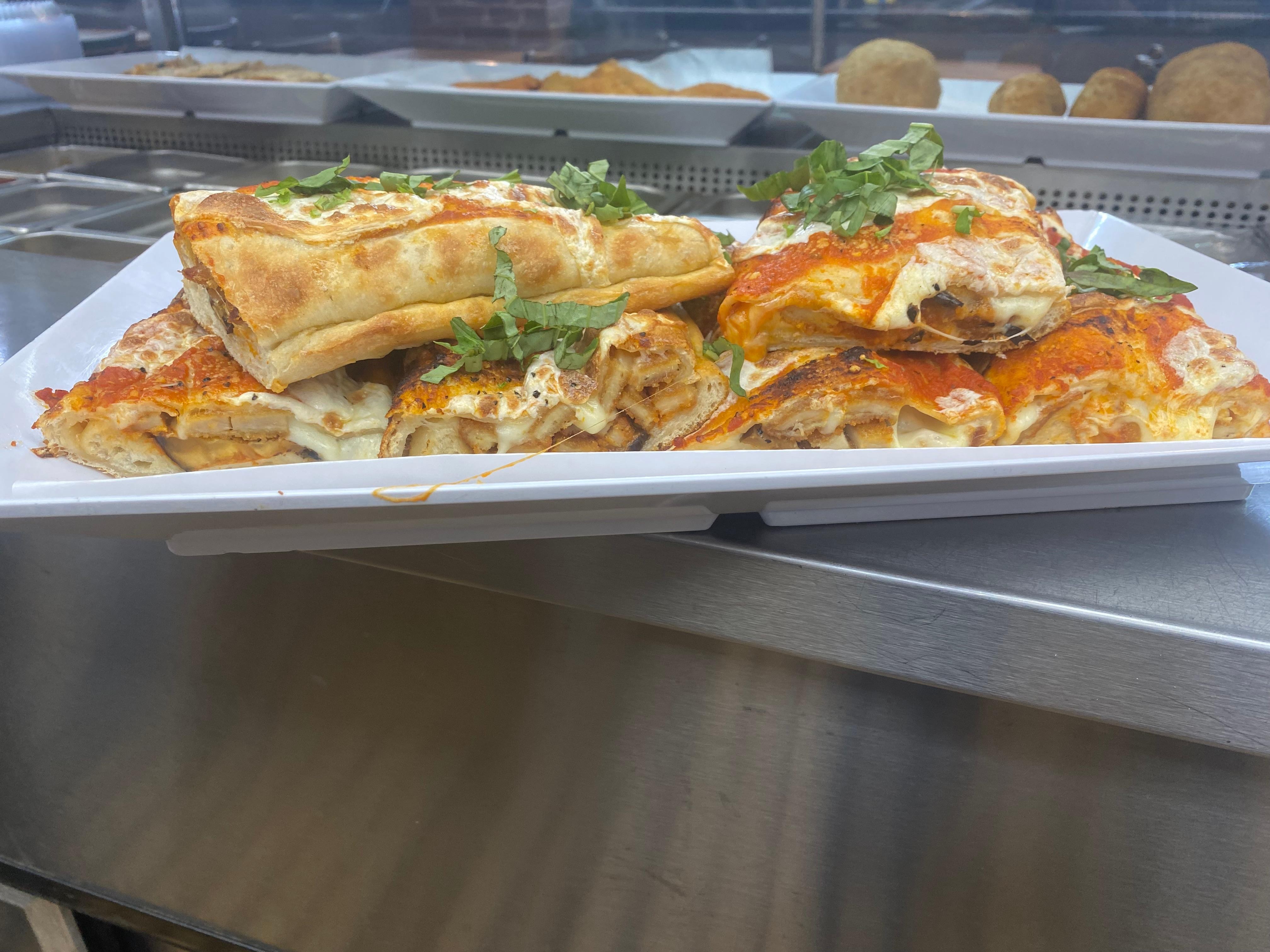 Full Moon Pizzeria BRONX- 2024