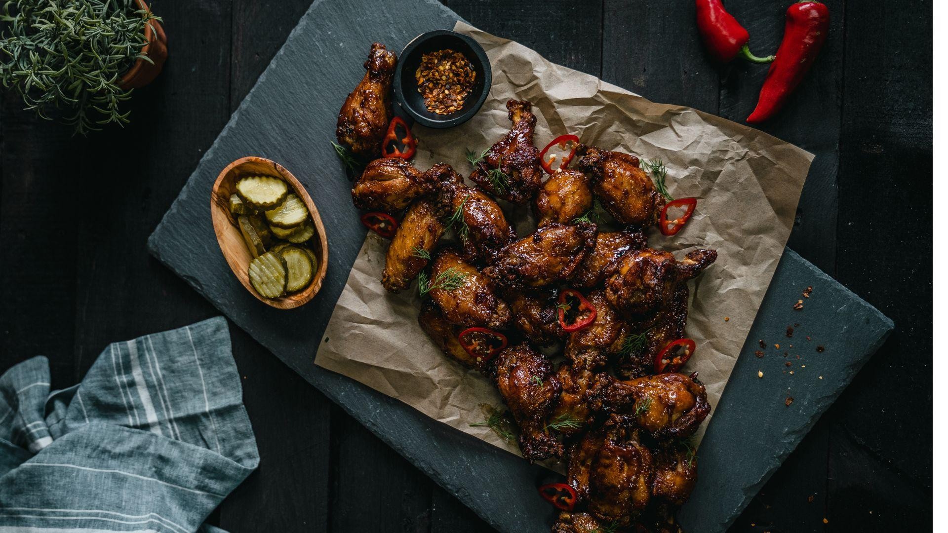 In-Store - 25 Pieces - Party Pack Broasted Signature Wings