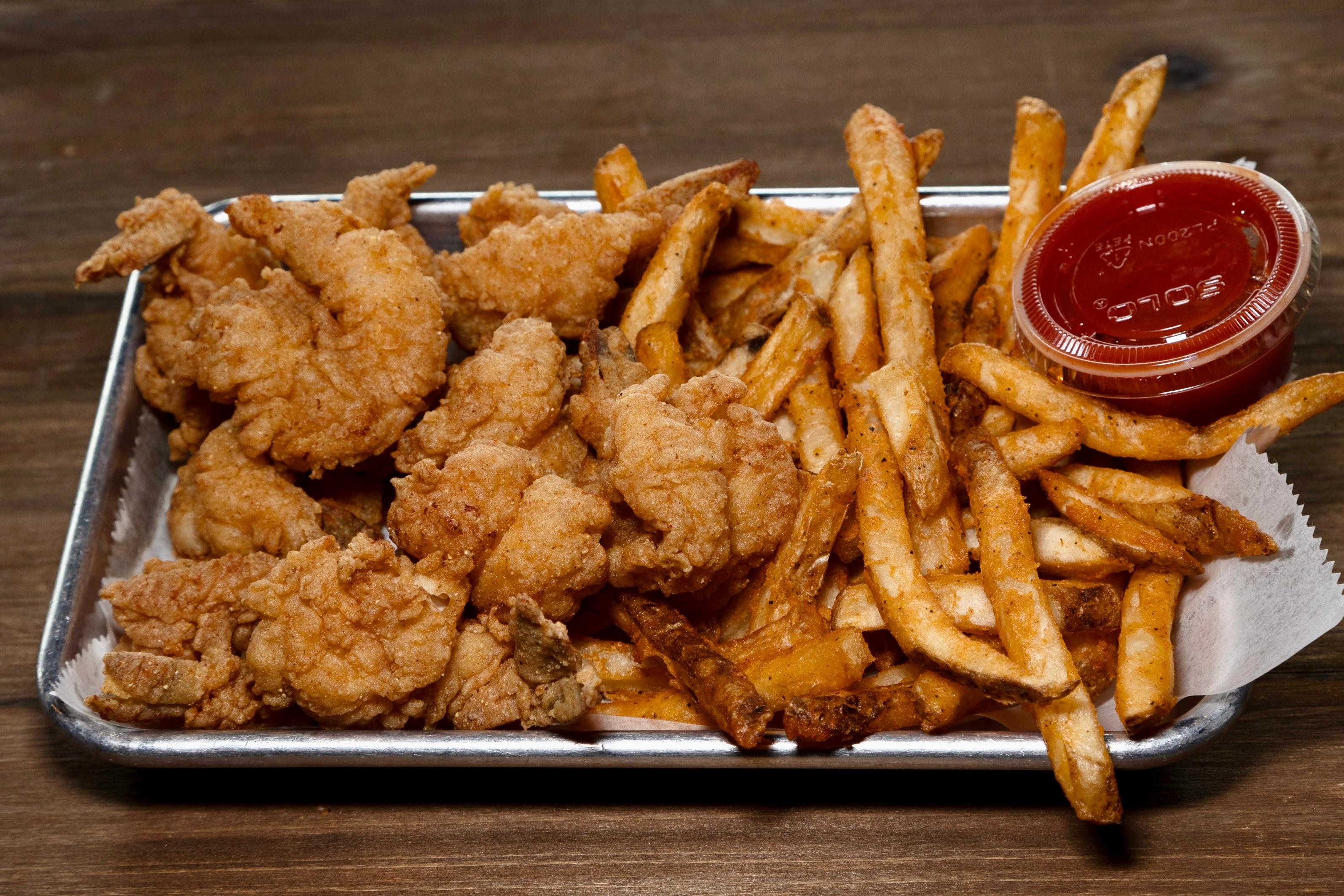 Ocean Shack Arlington 2163 N Glebe Road - Fried Shrimp Basket (10)