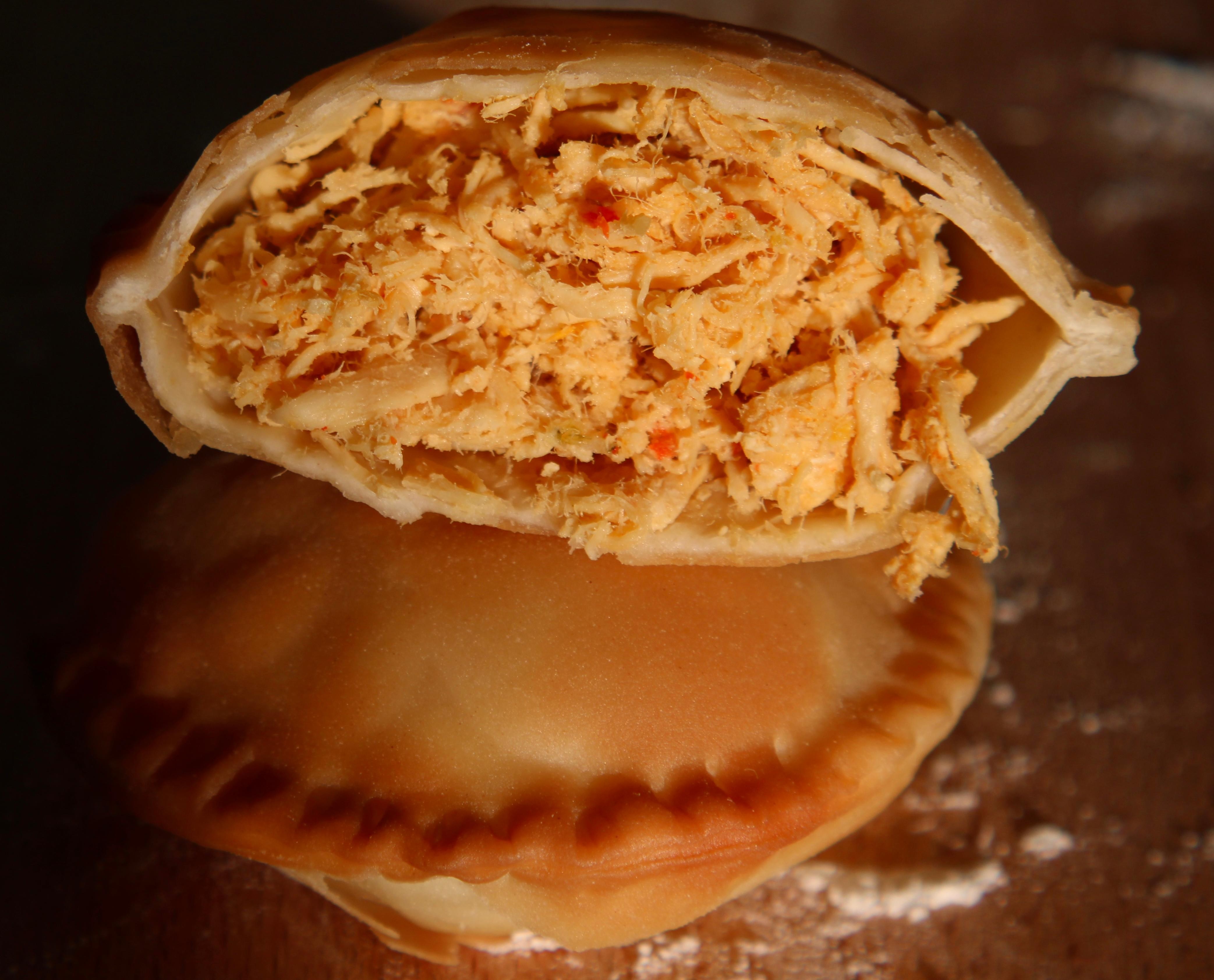 Canaima Pastelitos - Pastelito de pollo ( shredded chicken)