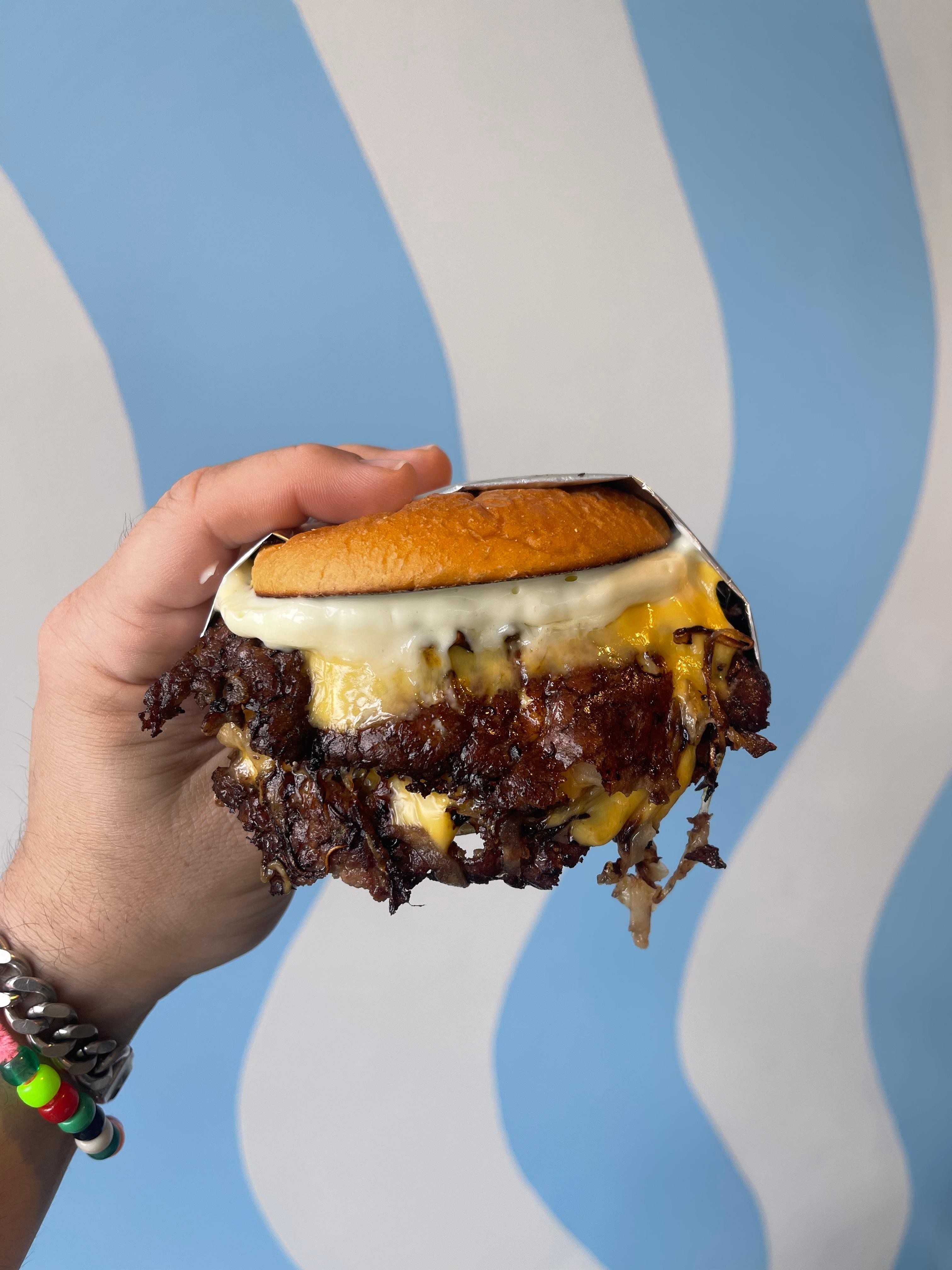 Sexton's Burger Bar - Gahanna 921 E Johnstown Rd - Oklahoma Onion