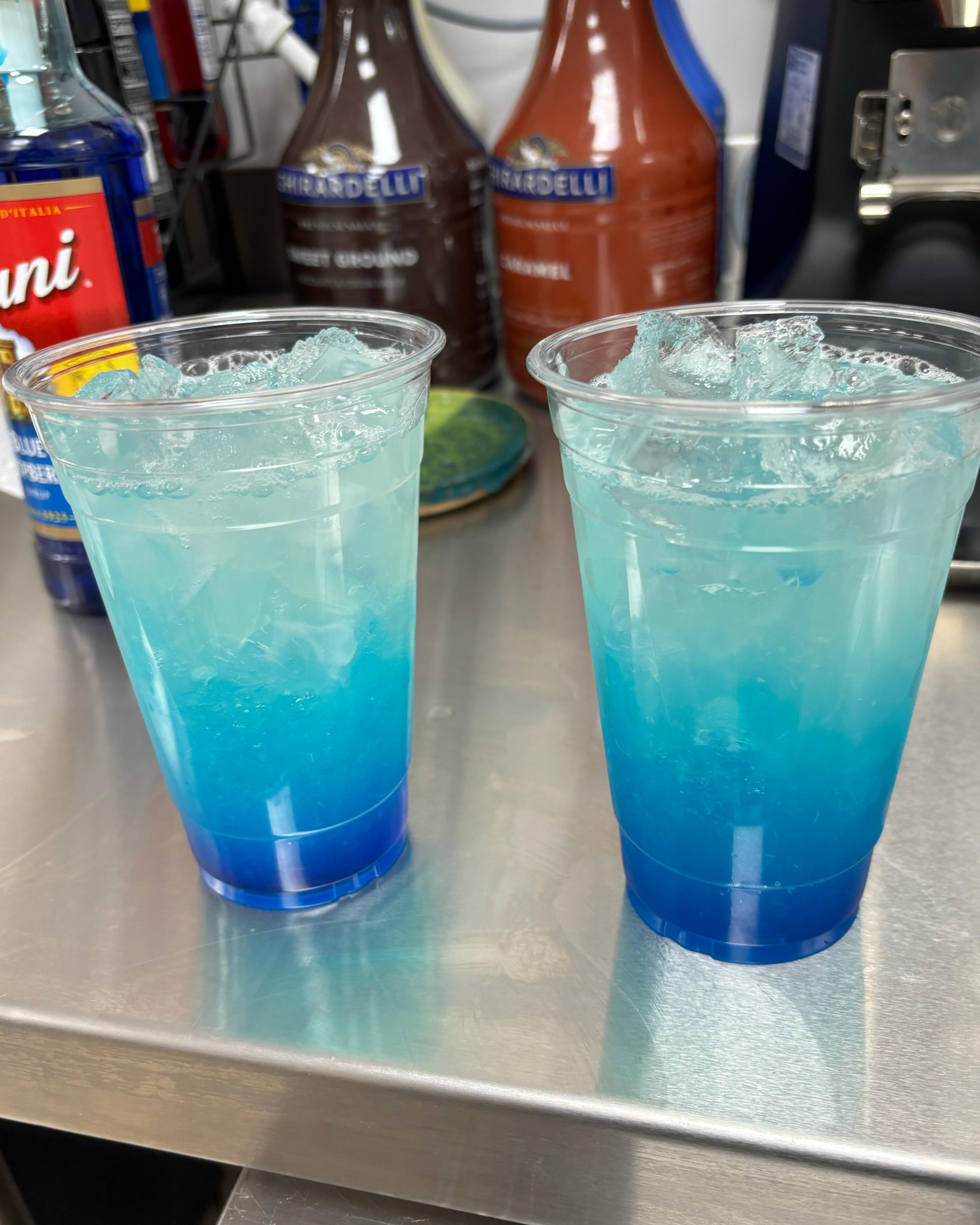 The Perfect Cup Cafe 1086 Lakeview Ave Unit A - Lemonade (20 oz)