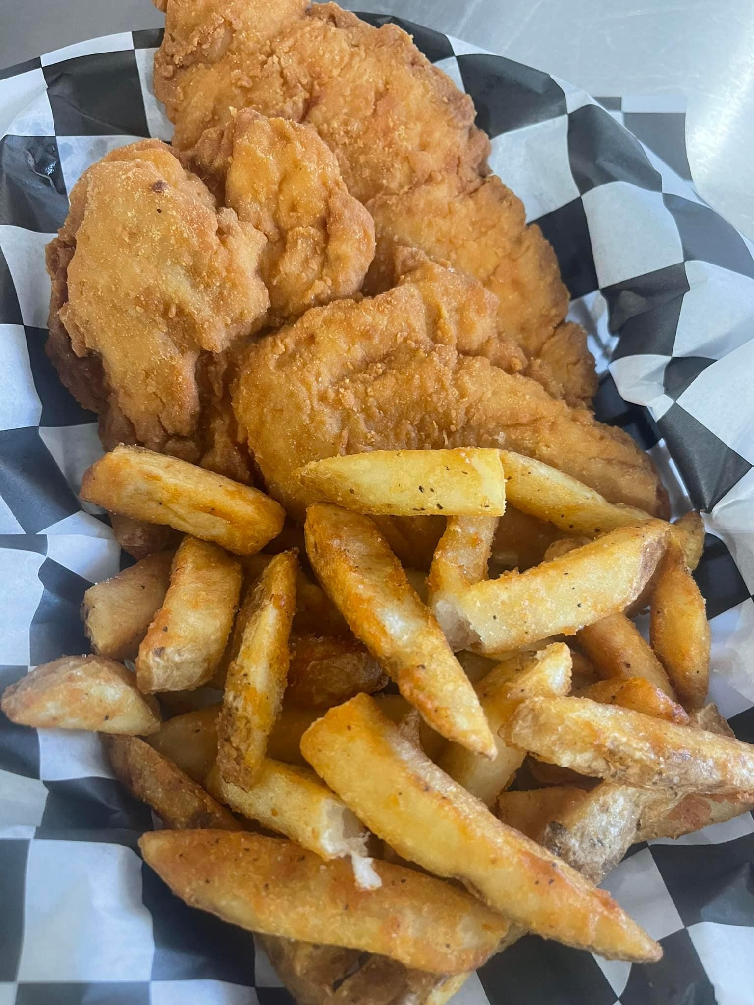 Mama's Table 506 W Main St - Chicken Strip Basket