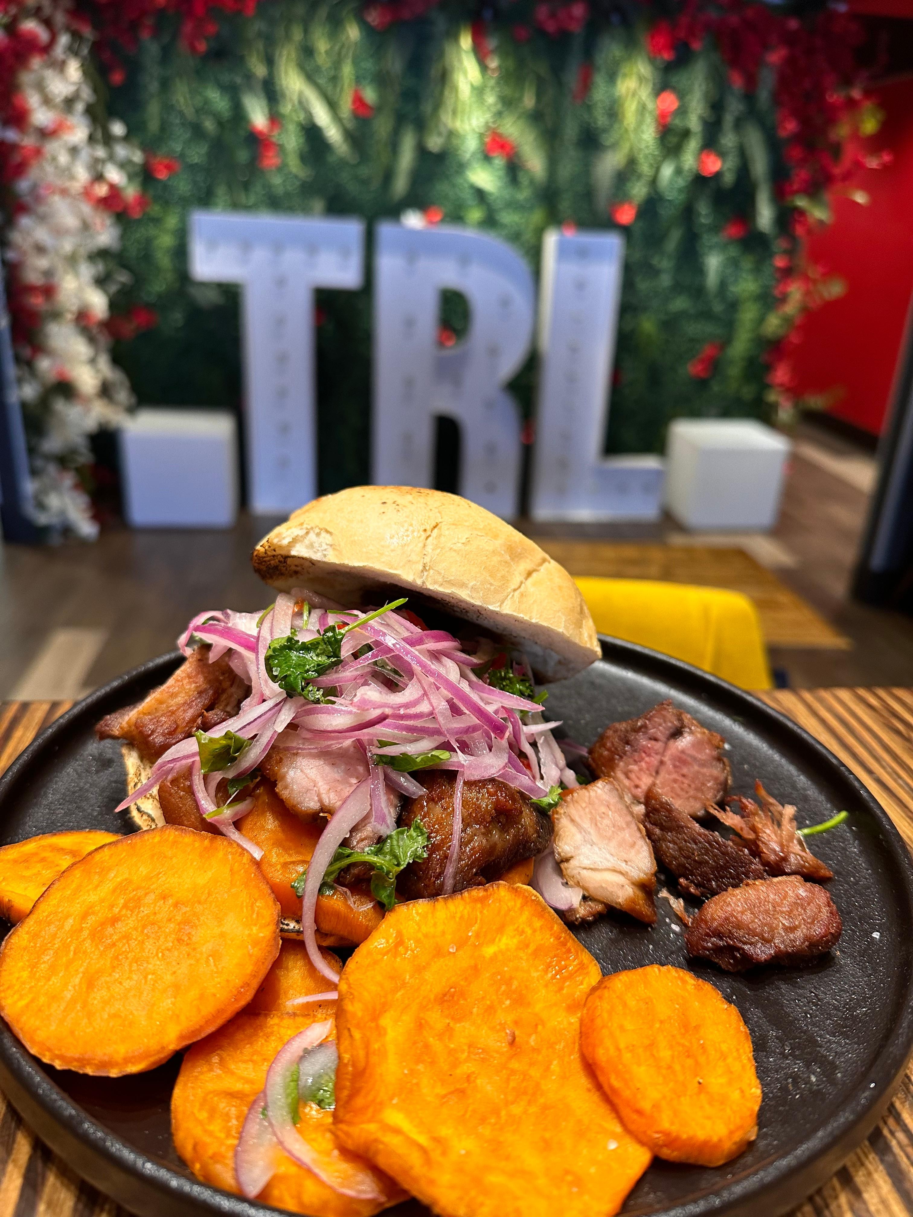 The Red Llama Peruvian Restaurant The Red Llama - Lone Tree - Pan Con ...