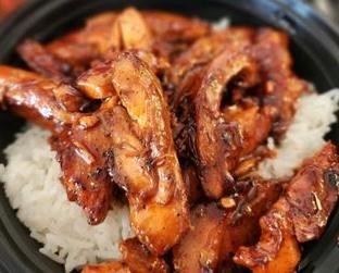 Da Lumpia Stop - Combo 2- Filipino BBQ Chicken Bowl