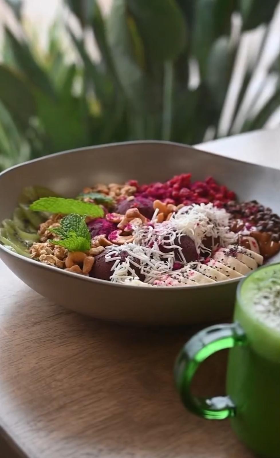 Our Green Affair Café - acai bowl