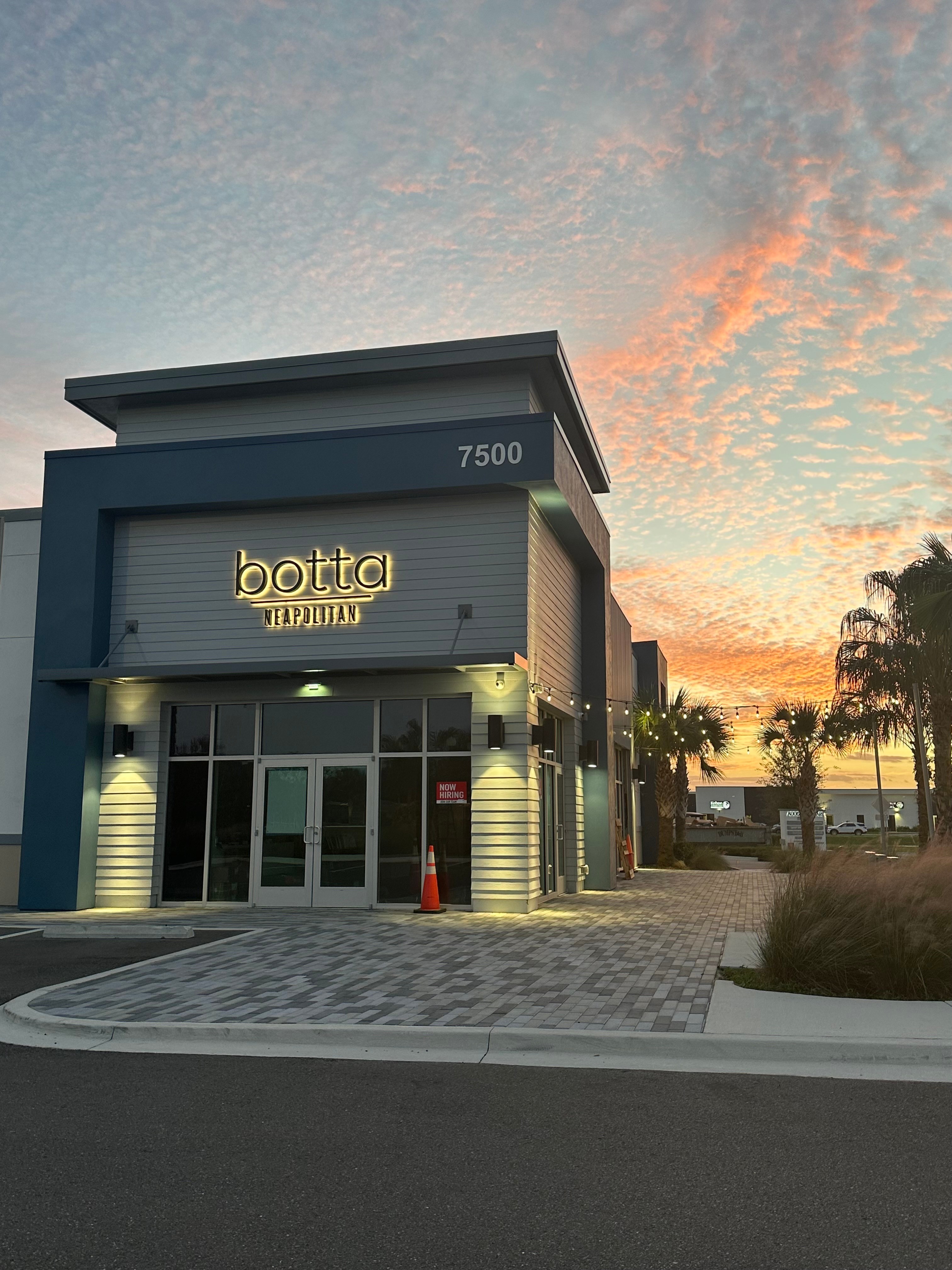 Botta Neapolitan | Toast