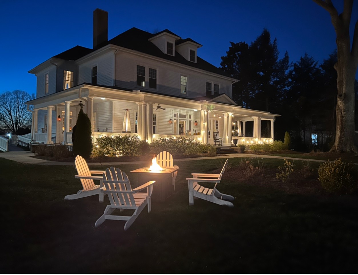 Downtown Huntersville NC - Chef Salad