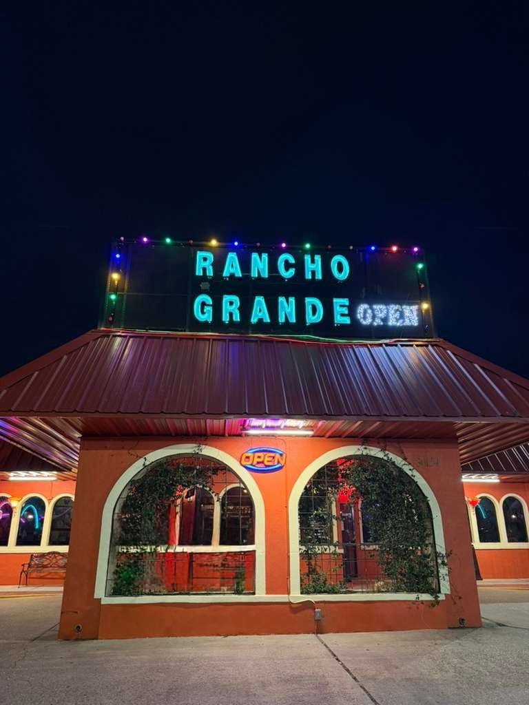 Rancho Grande - Tomball 30134 Tomball Pkwy - Kids Cheese Burger & Fries