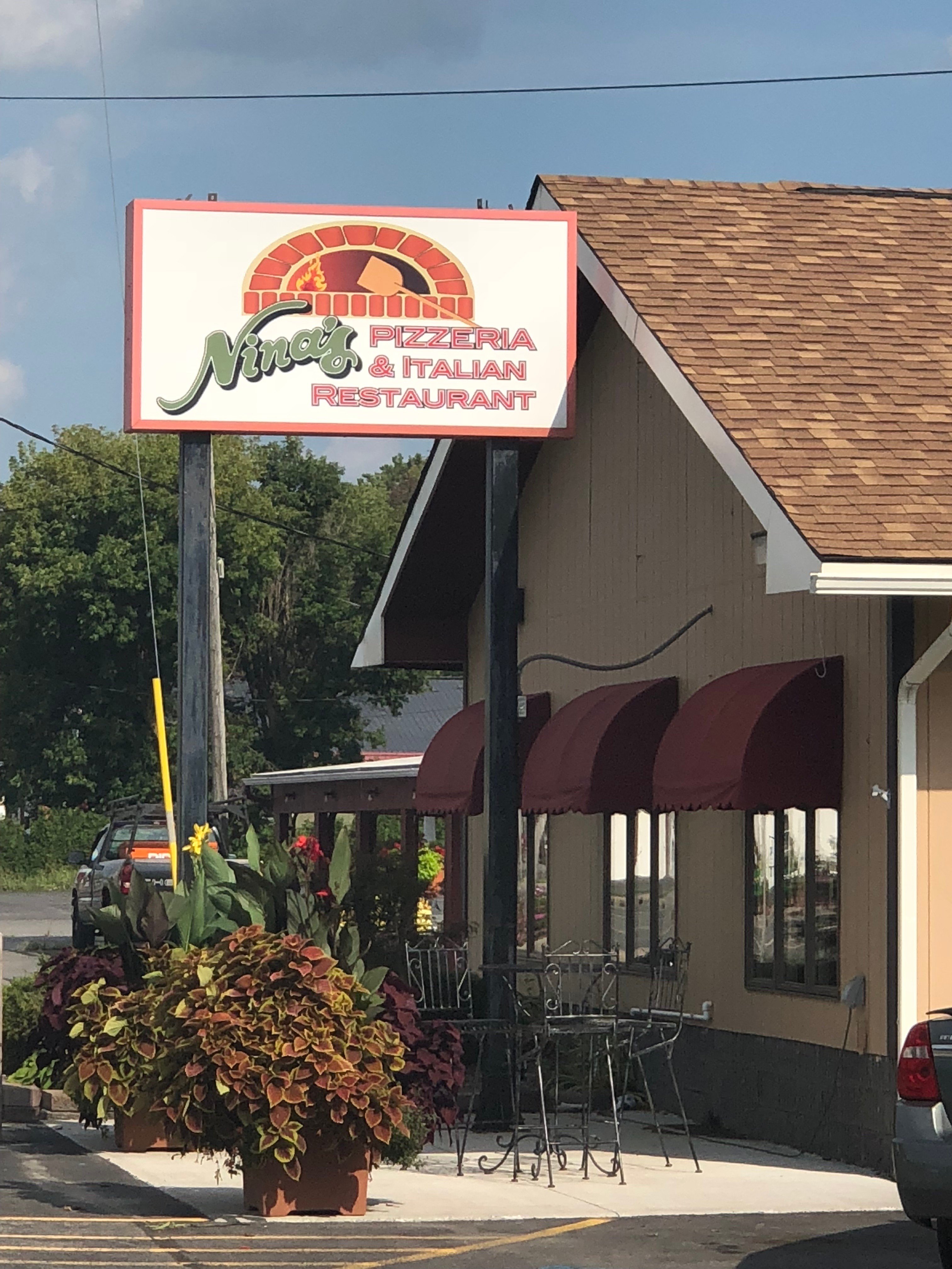 Nina's Pizzeria & Italian Restaurant - WGTB - med White Garlic, Tomato ...