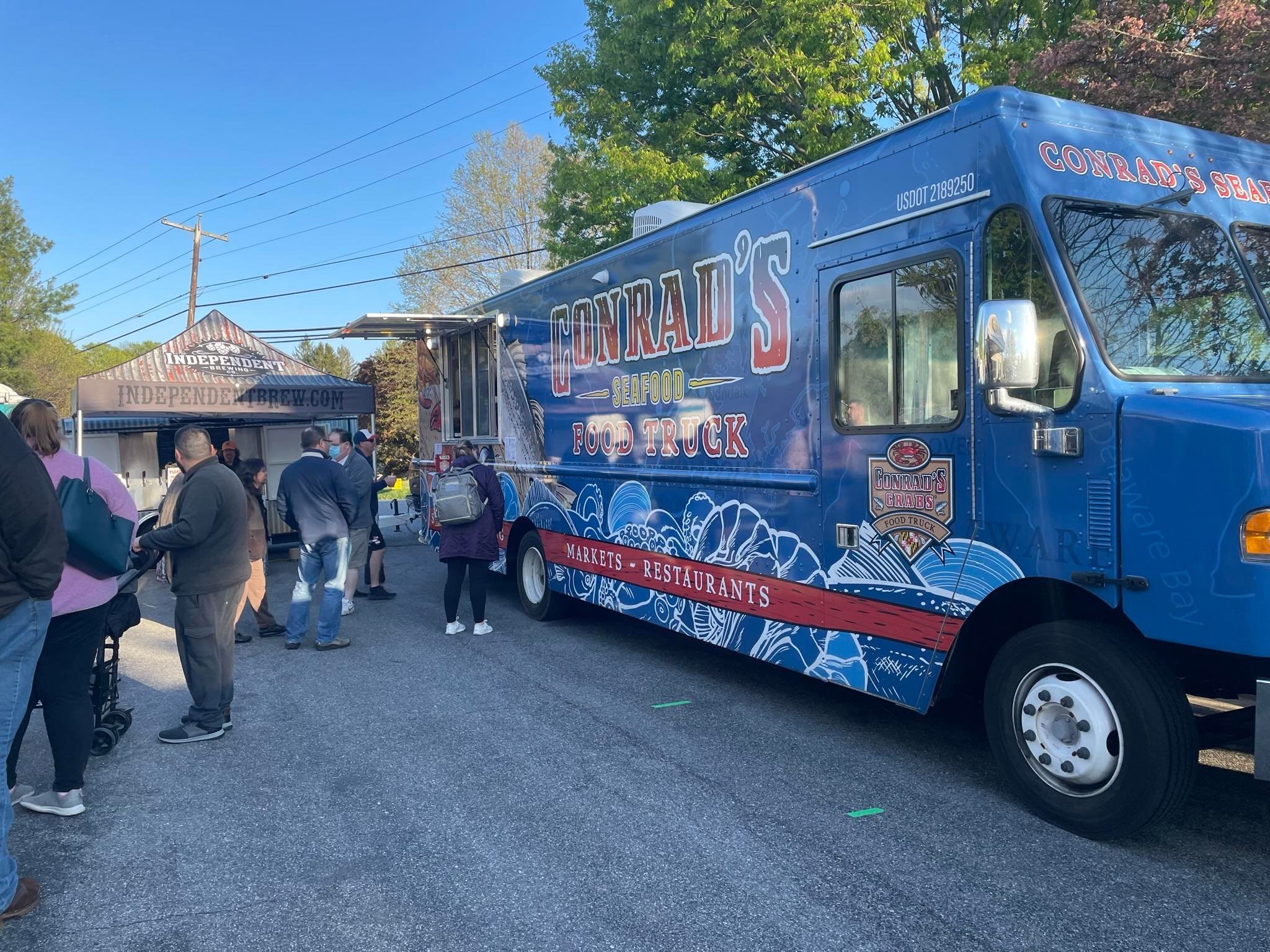 Conrad's Seafood Food Truck | Toast