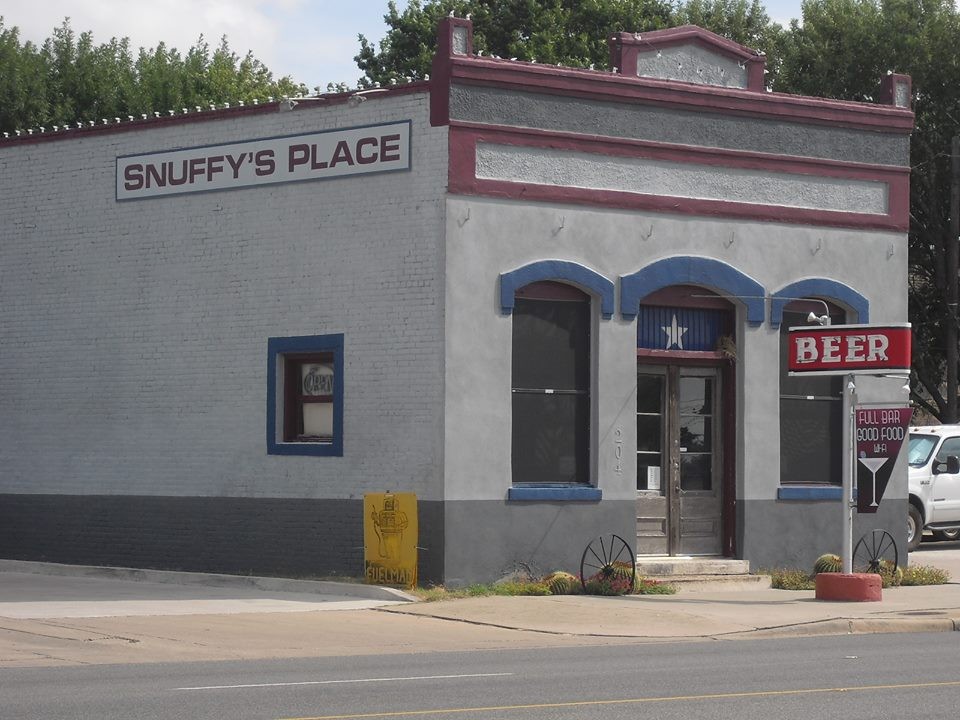 Snuffy's Bar & Grill | Hutto 204 U.S. 79 | Toast