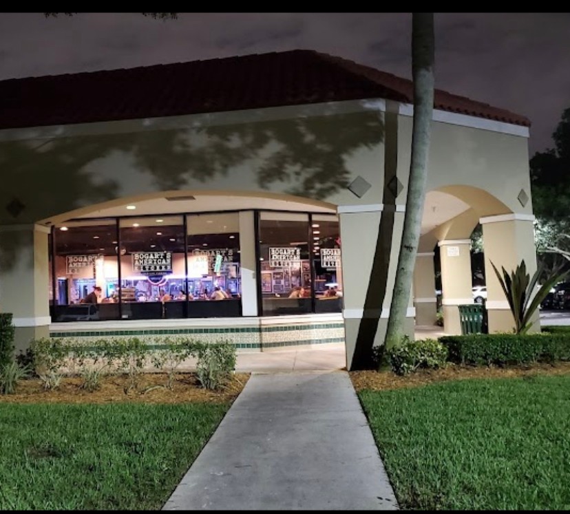 Bogart's American Kitchen 2721 North Hiatus Road - Iced Caramel Macchiato