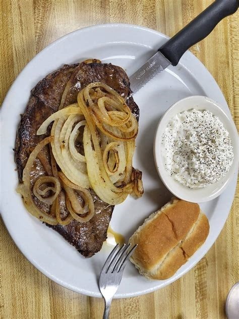 12 Hancock Street - Prime Rib Lunch with 2 sides