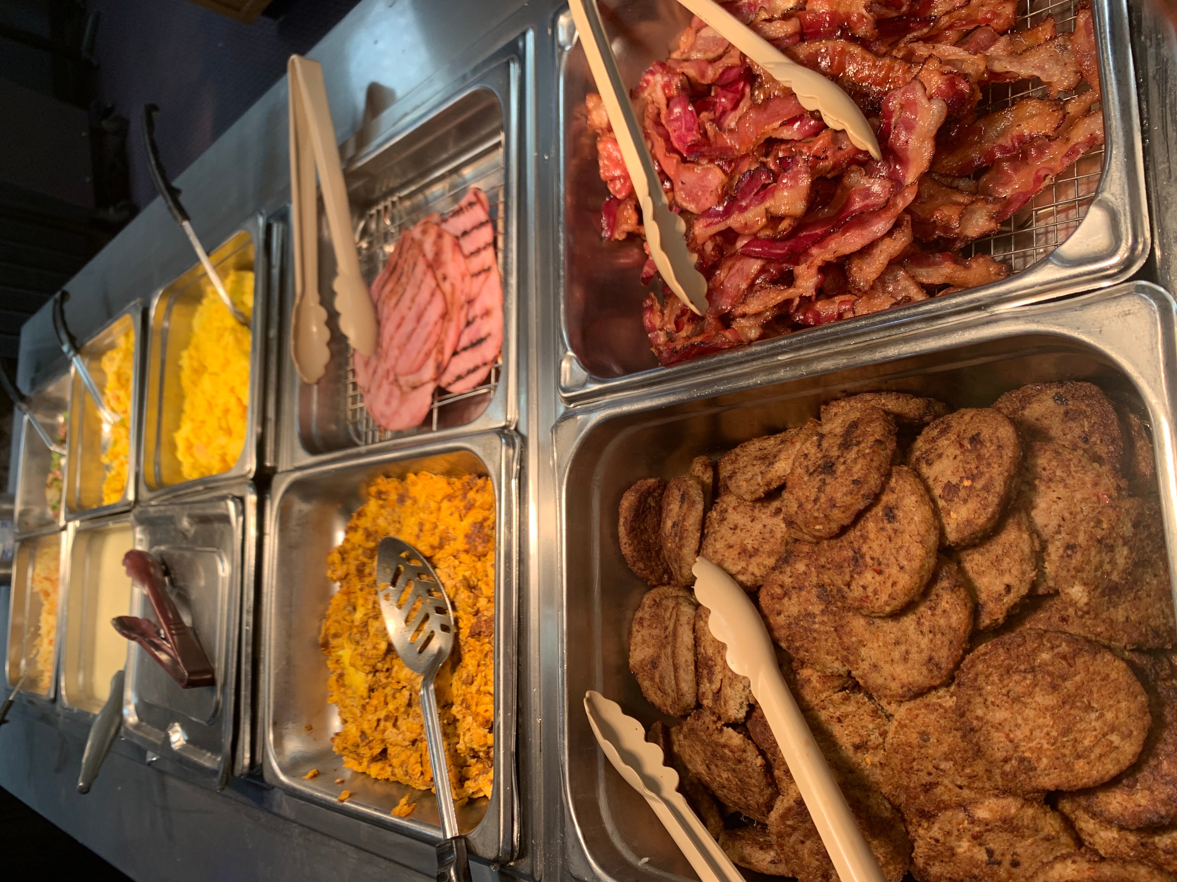 FRIENDSHIP INN Restaurant 1800 NORTH MAIN ST