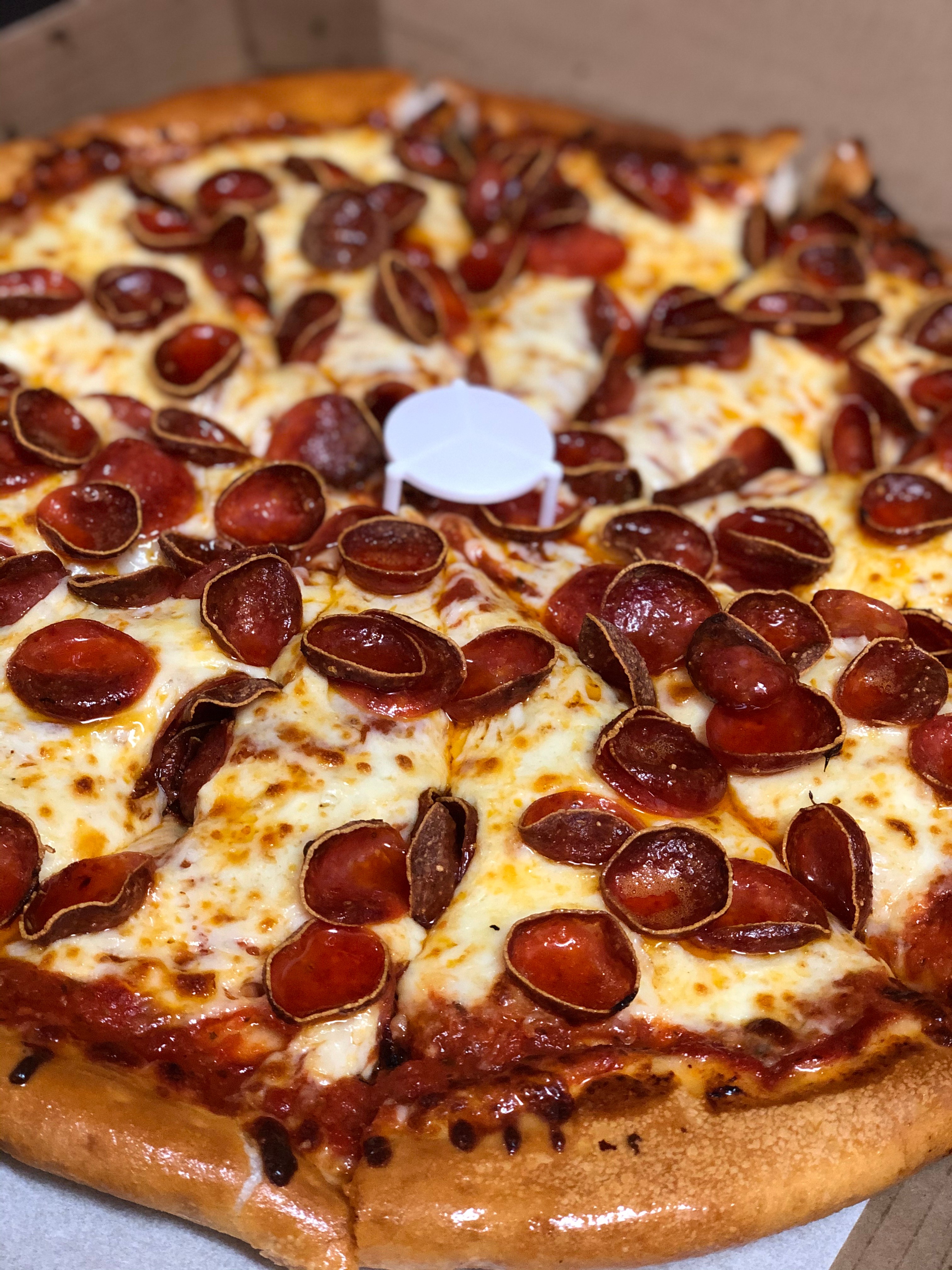 LeeAngelo's Pizza and Restaurant 324 Aurora Commons Circle