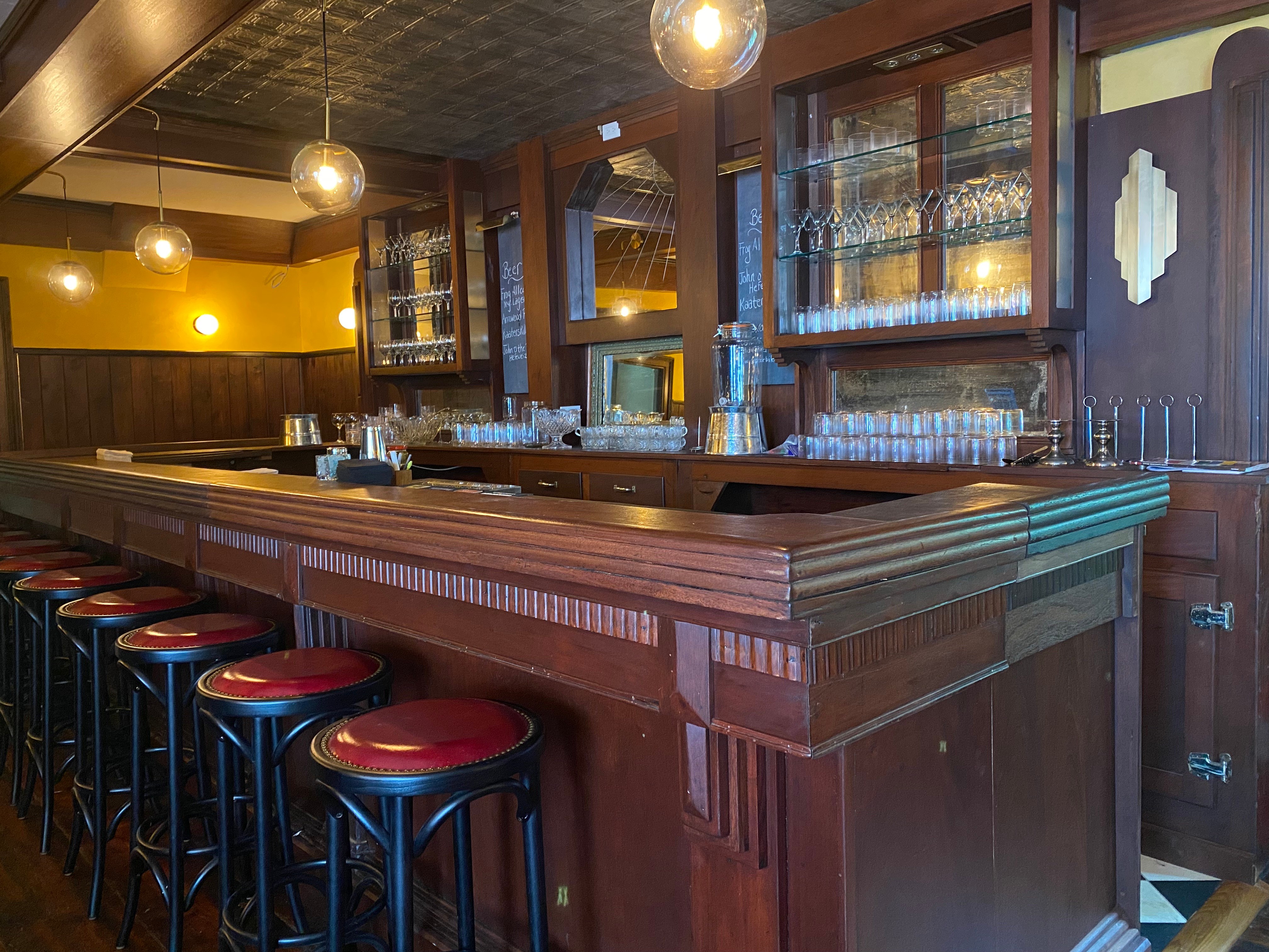 Oliver's at Howland House | Toast