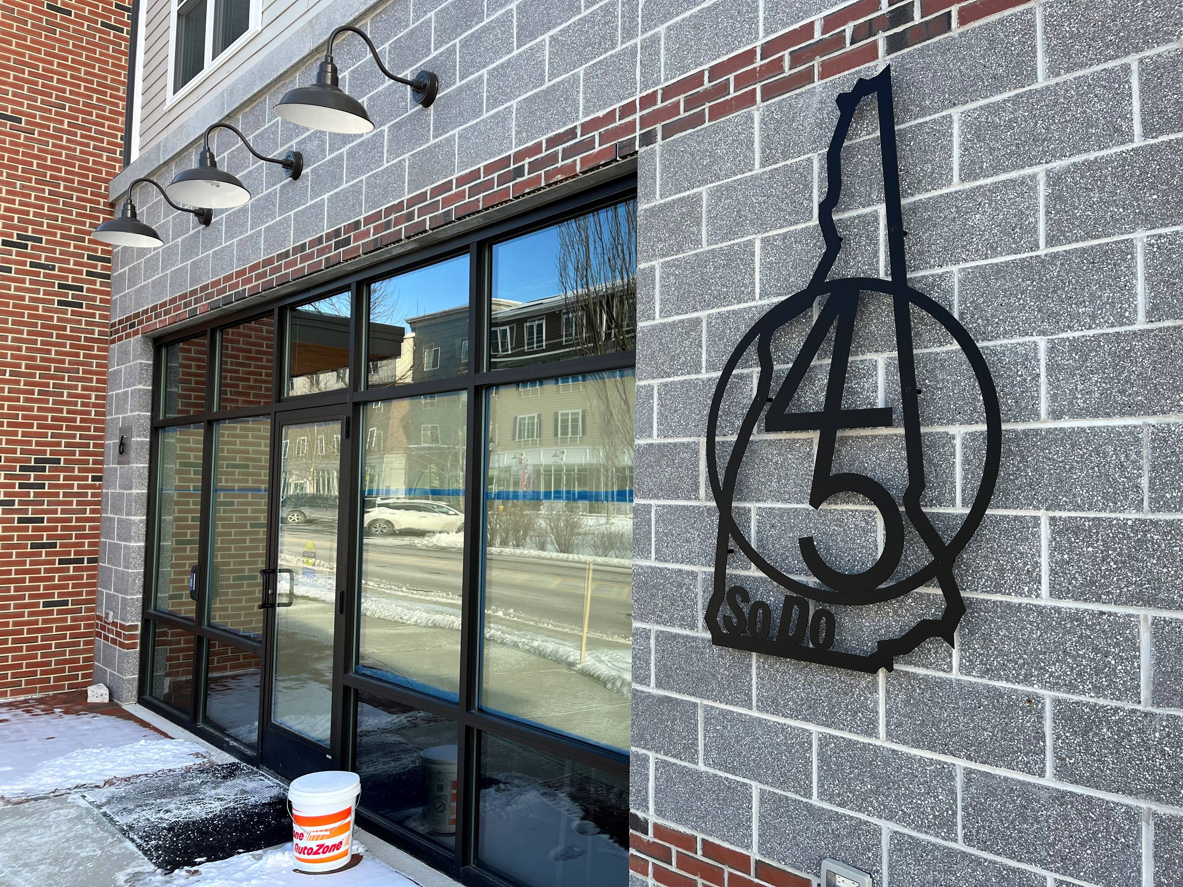 SoDo Pub - Shrimp & Basil Fettuccini Alfredo