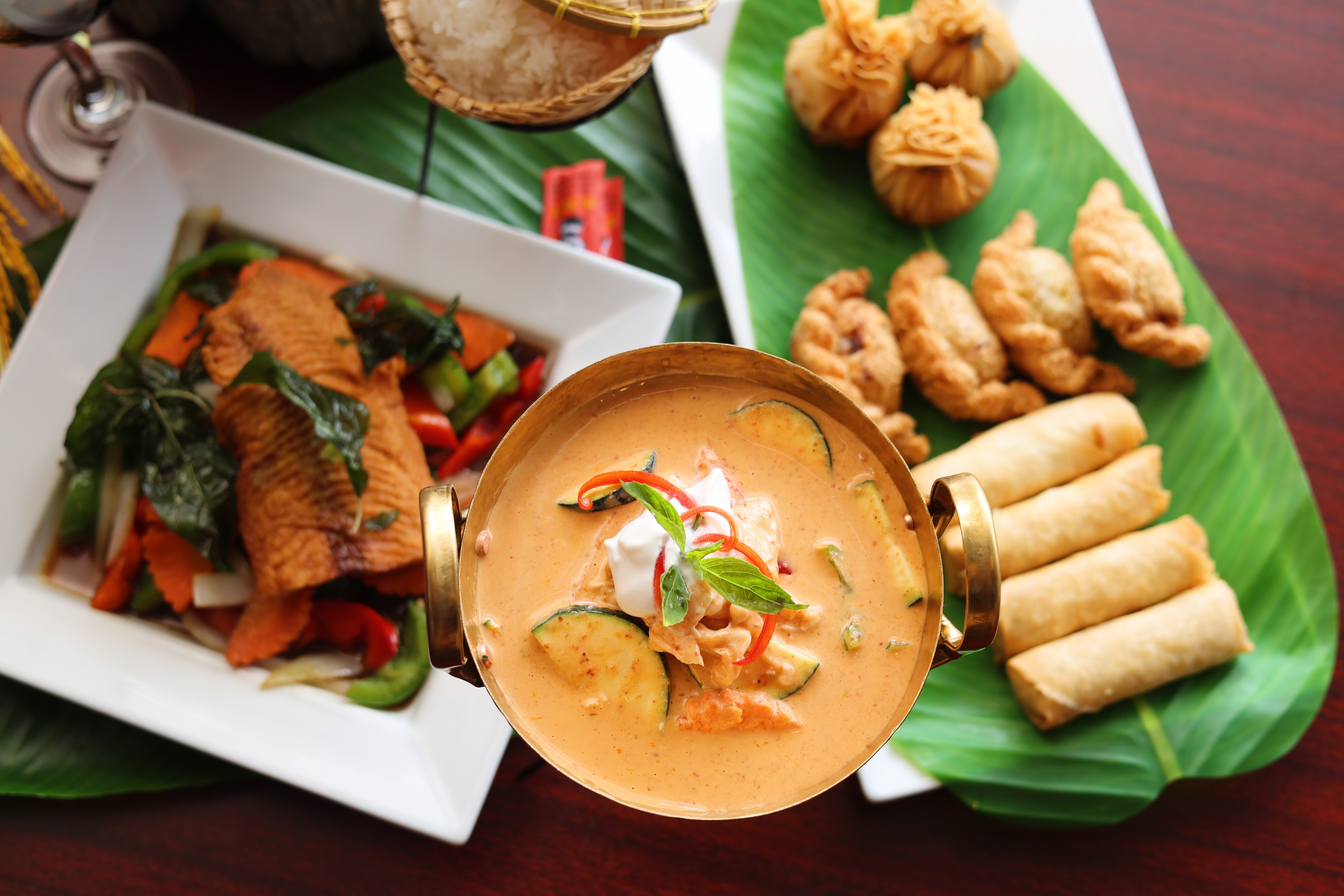 Raan Thai - Huntington Station 209 Walt Whitman Rd - Fried Oreo Puff