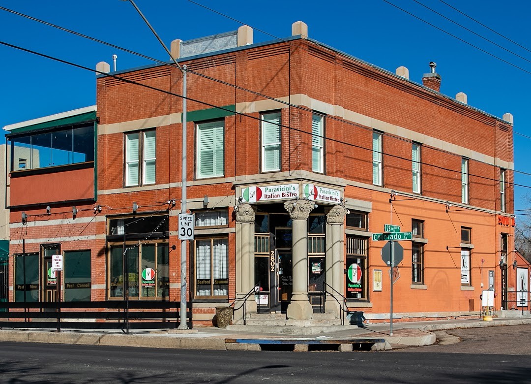 Paravicnini's Italian Bistro - Incanto di Lavanda