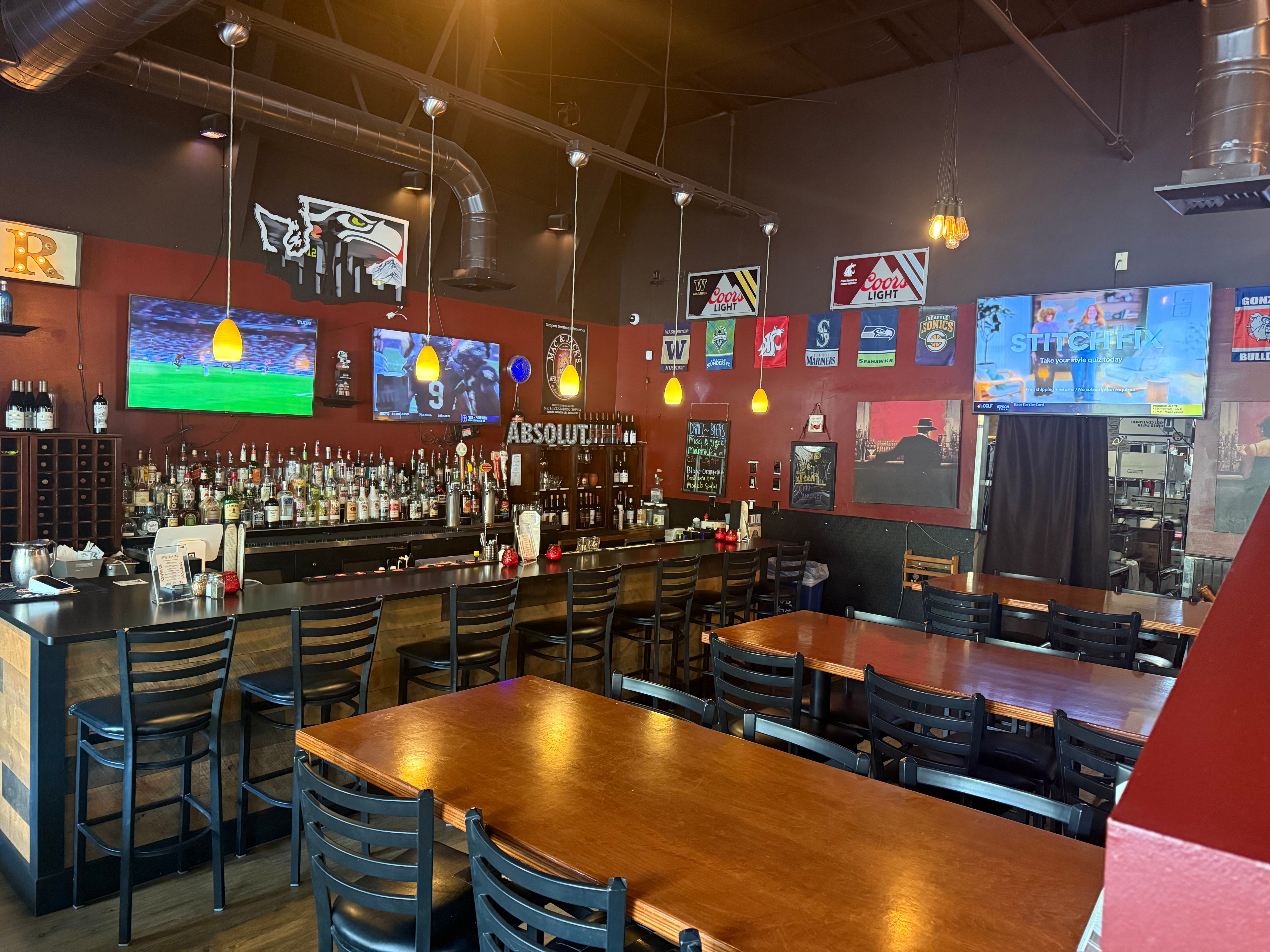 Little Si Restaurant and Lounge 456 SW Mt Si Blvd | Toast