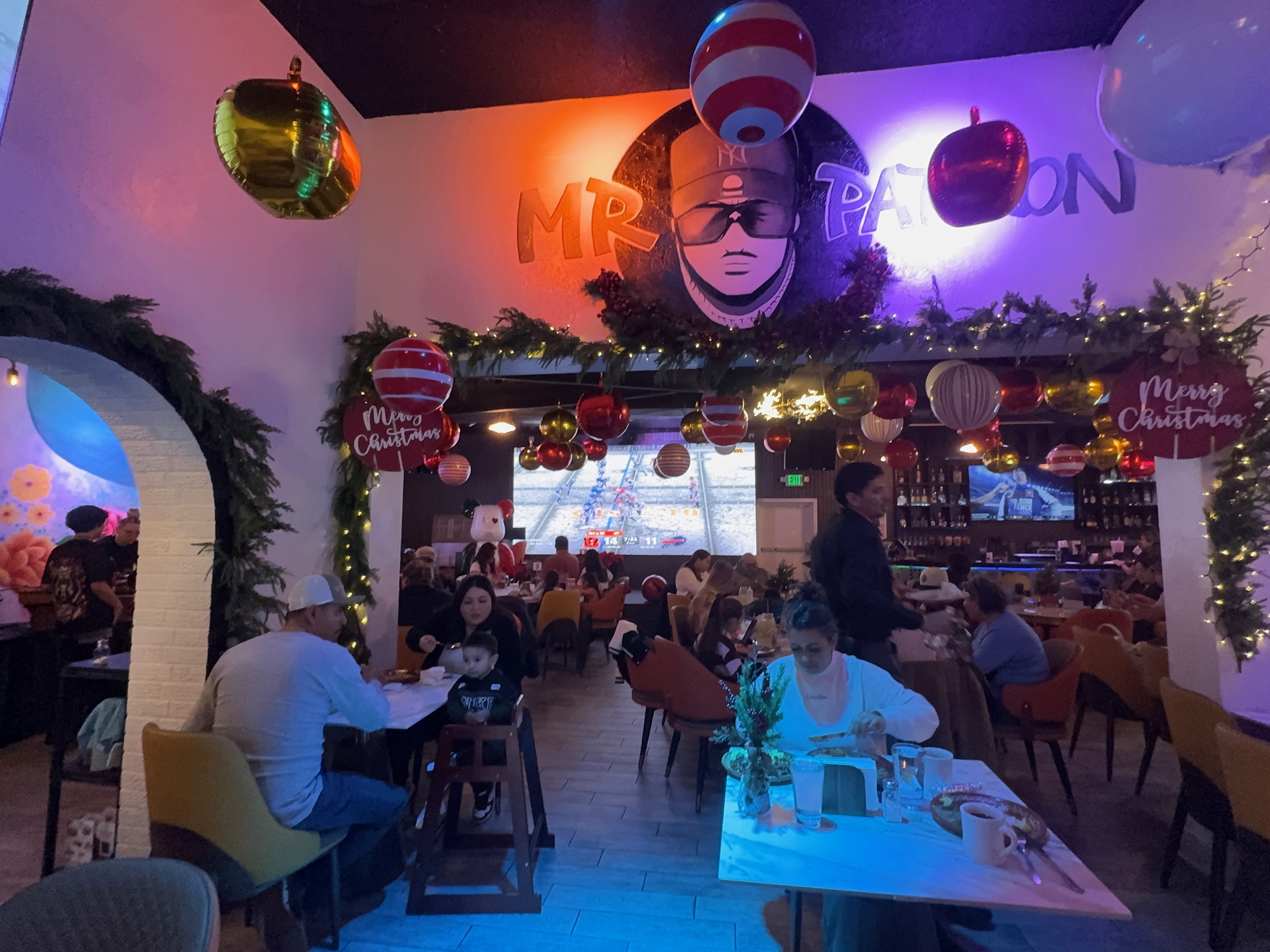 555 South Federal Boulevard - Side Camarones (plancha 6)