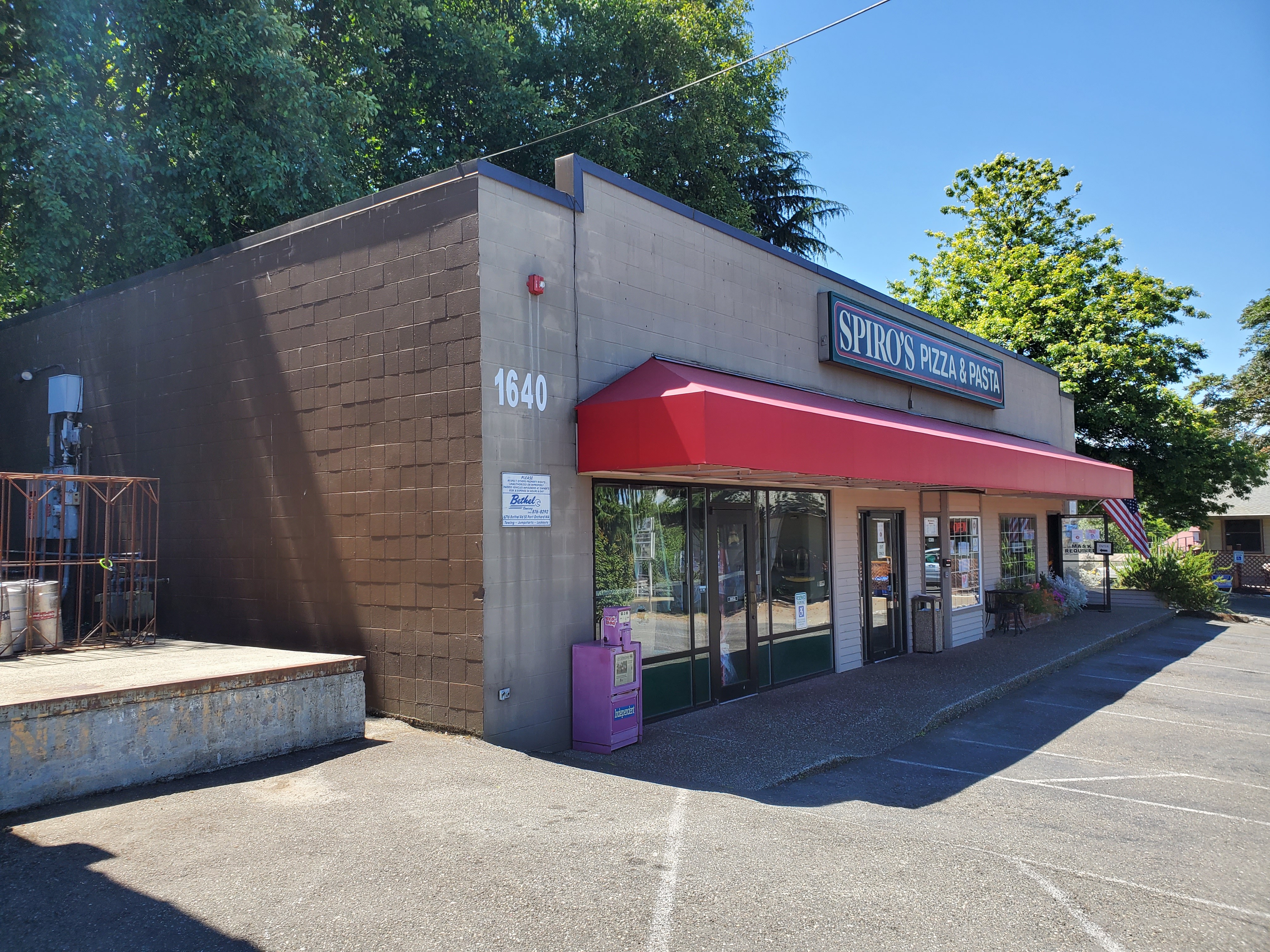 Spiro's Pizza and Pasta 1640 Jackson Ave SE | Toast