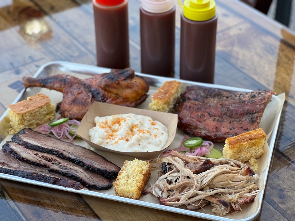 Ohana Backyard BBQ 1080 Tiogue Ave