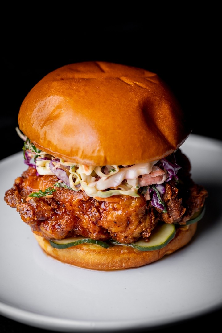 Le Coupe 709 North Western Avenue - Fried Chicken Sandwich