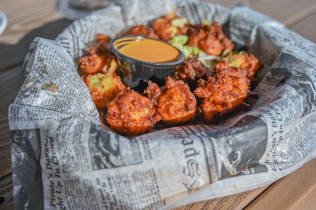 Hula Bay Club 2022 5210 W Tyson Ave