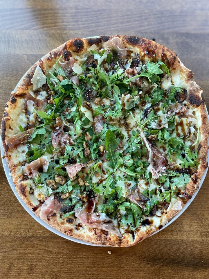 Tono Pizzeria + Cheesesteaks Chanhassen - Pizza Ragazoo