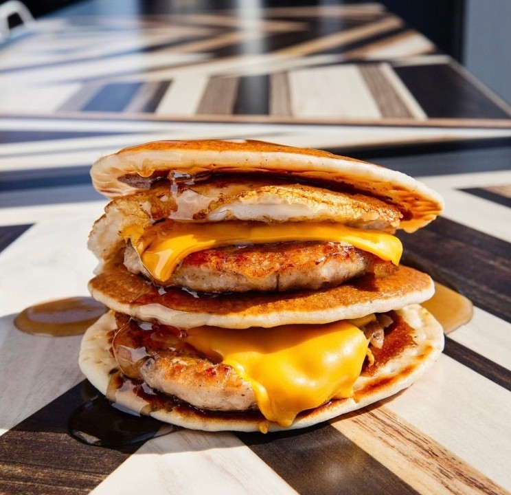 Nonla Burger - Drake Rd. - Cheeseburger