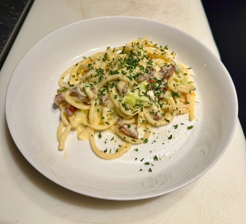 BISTRO ELAN - Bucatini Carbonara