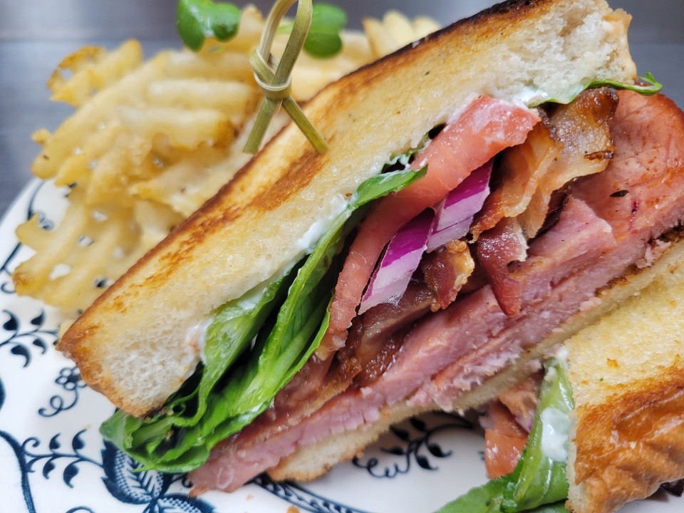 3032 Columbus Road - Ham Club