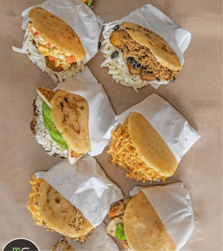 WONDER AREPA - 3 TOPPING