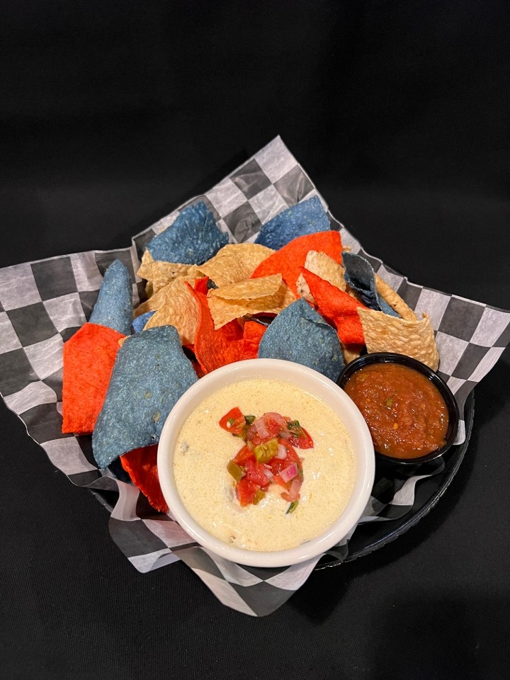 The Score Restaurant & Sports Bar