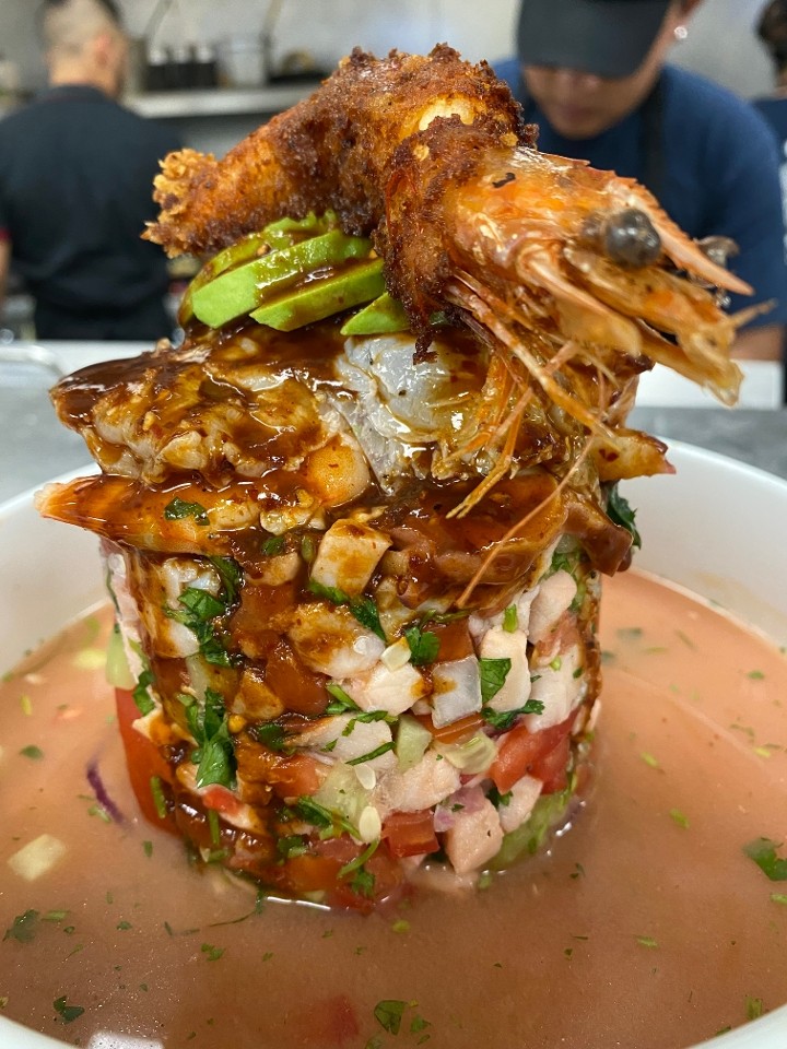 Isla Del Mar Restaurante 2 - West - Charola de Mariscos sin Cerveza