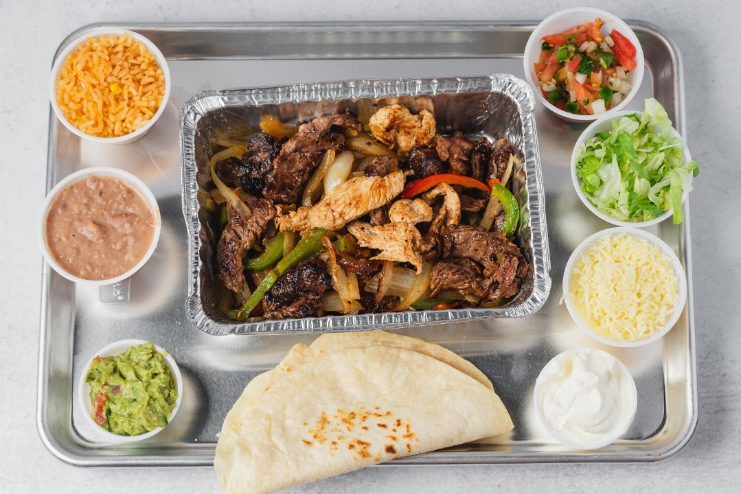 Los Dos Potrillos - Cocina Y Cantina - # 25