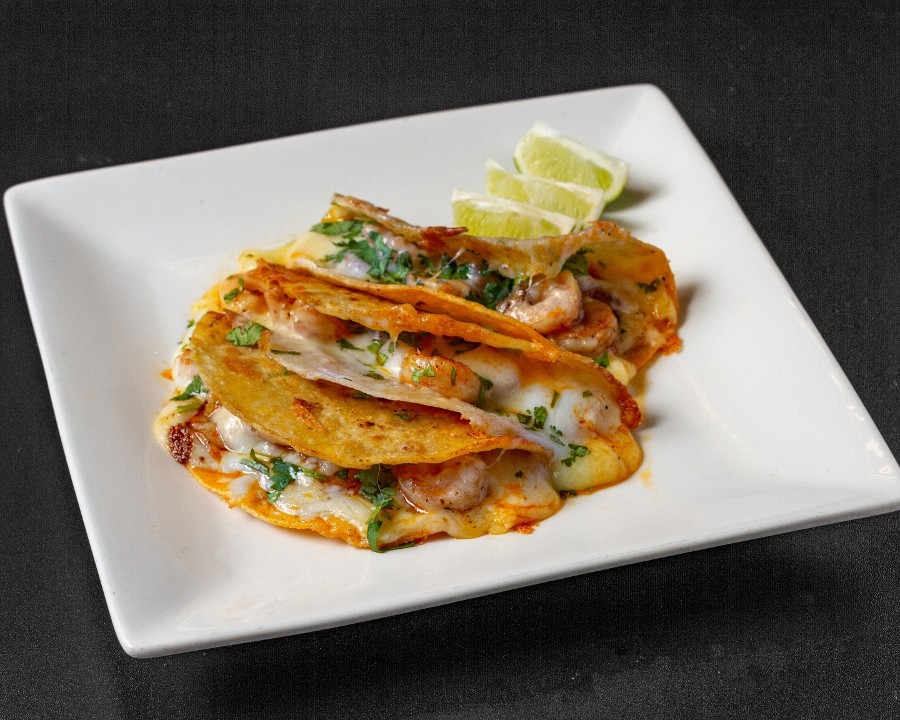 Pakos Fresh Mex - Mangonada