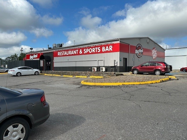 Big Red Restaurant and Sports Bar - West | Toast