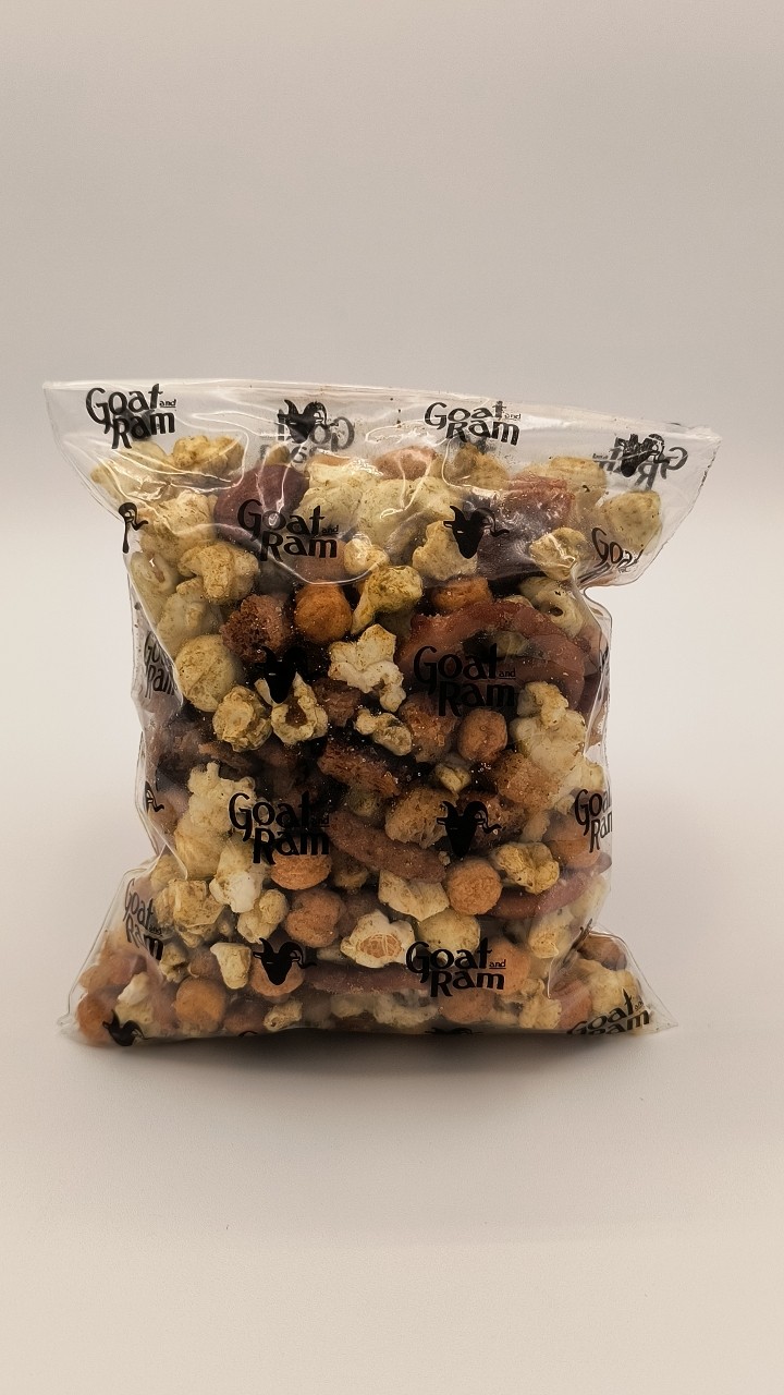 150 W Main Street - Munch Mix