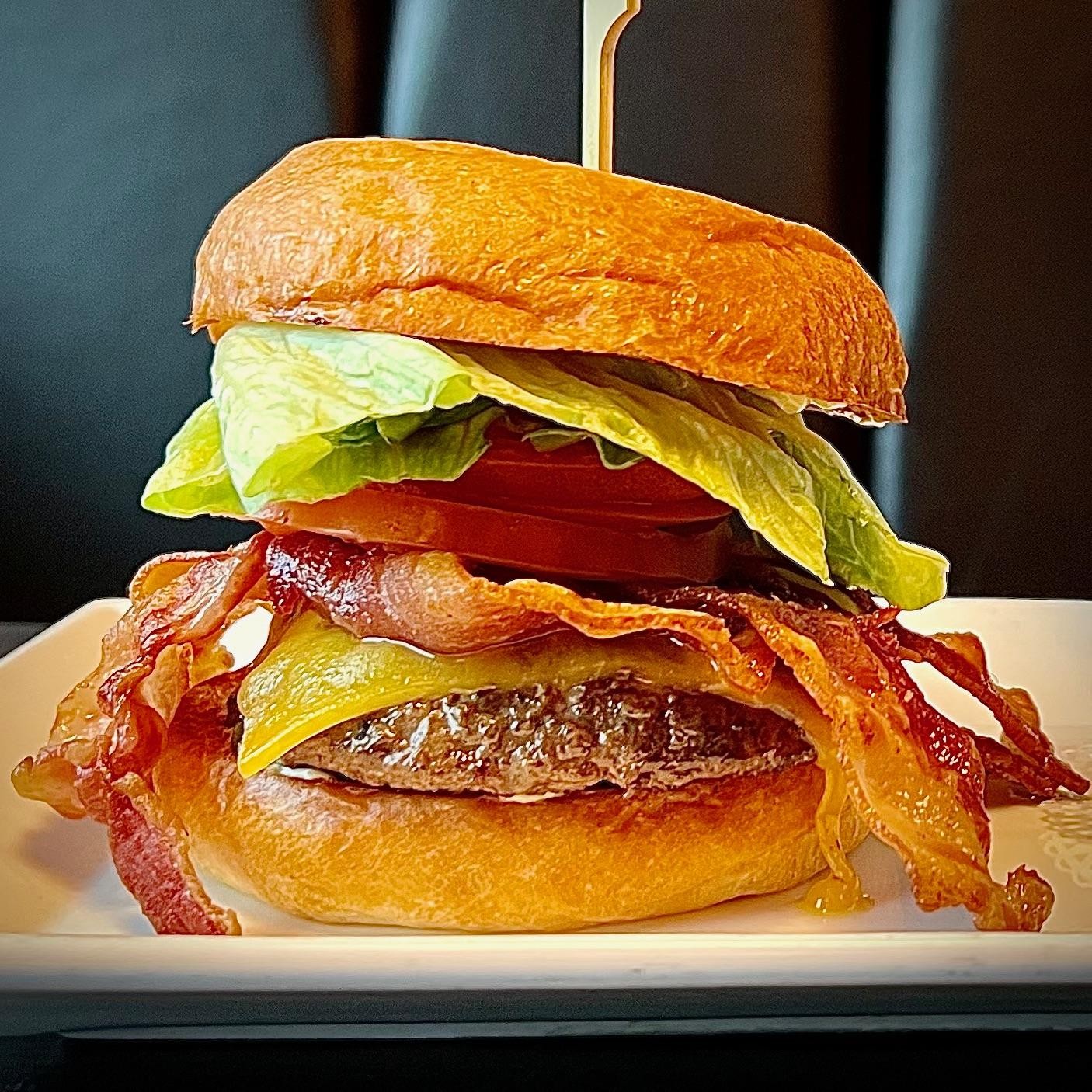 Bob's Burgers & Brew - Richland 2775 Queensgate Dr - Jalapeno Burger