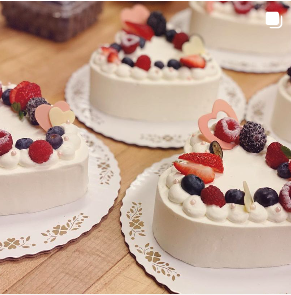 Japonaise Bakery - Doraemon azuki custard (winkie eyes)