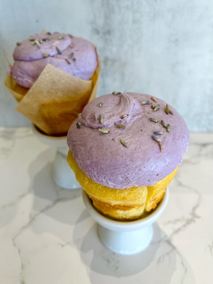 Urban Cookies - Phoenix - Birthday Cake To Go Cake