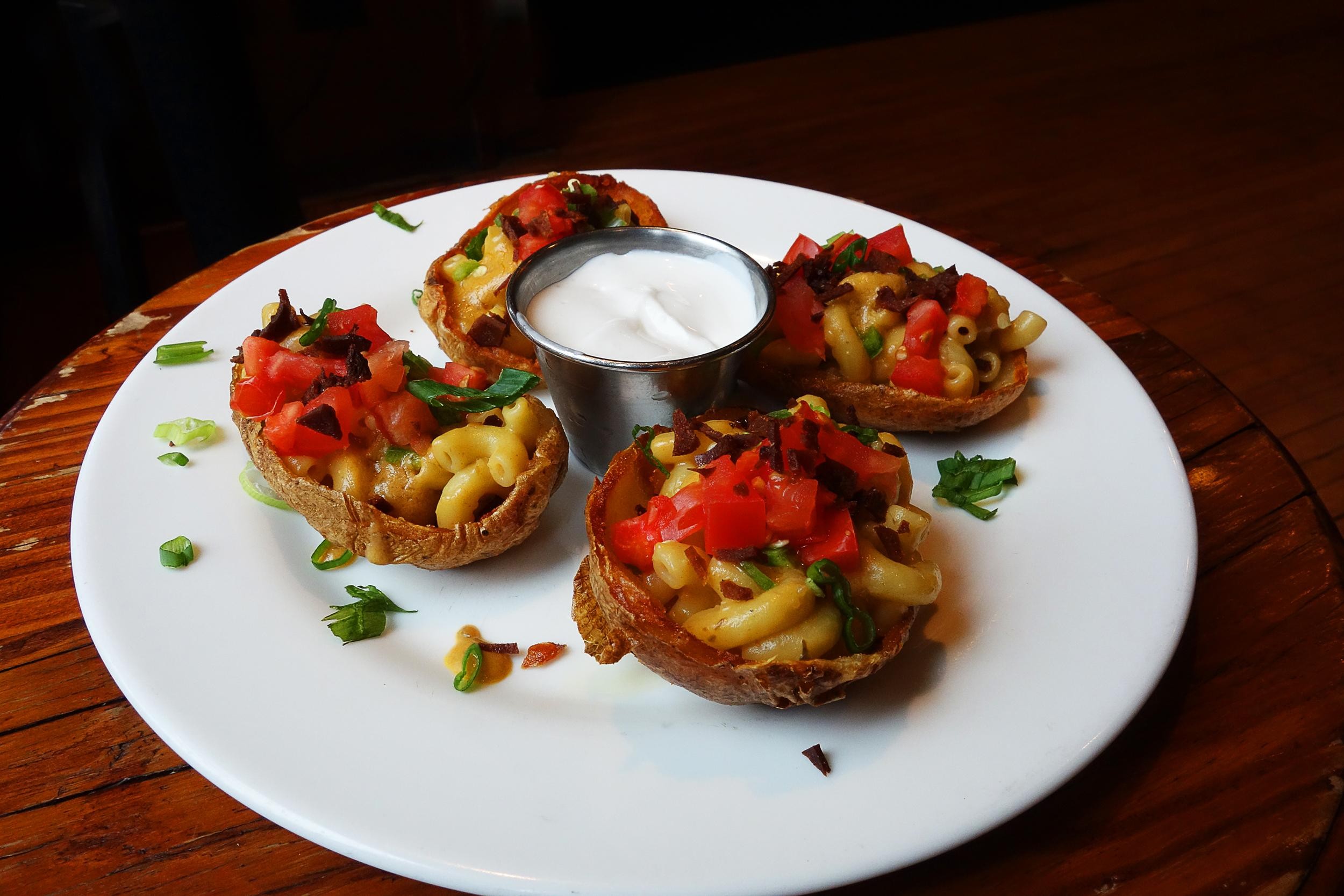 Chicago Diner - Lakeview - GF VANILLA CHAI CHEESECAKE