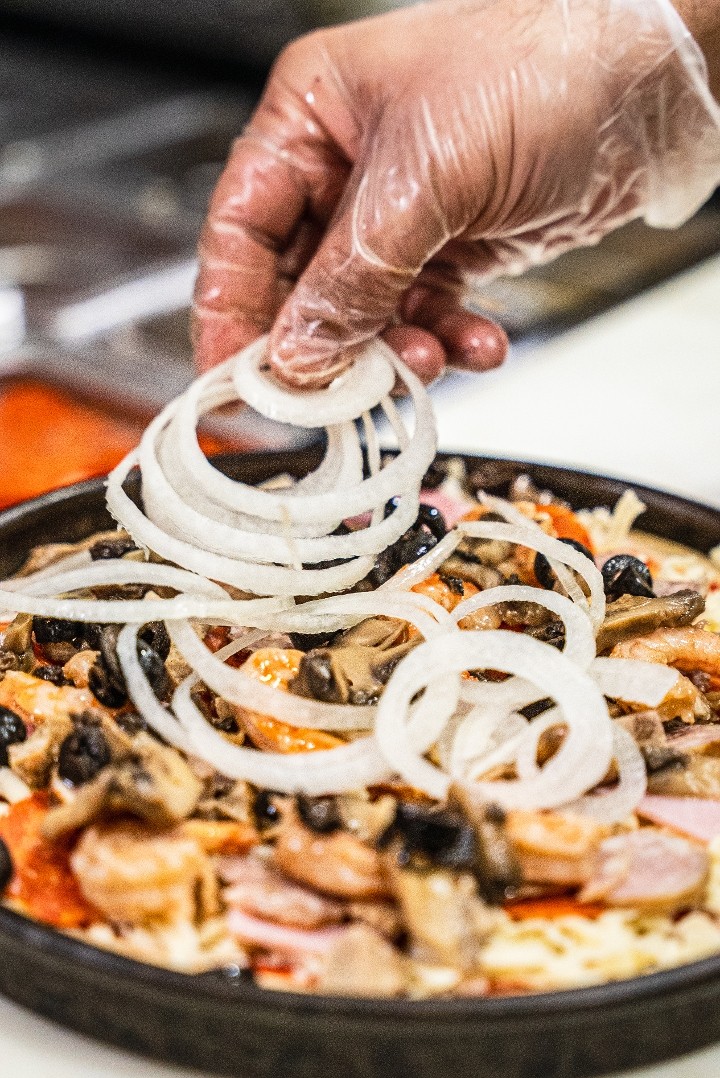 Charlotte, NC - Hawaiian Pizza