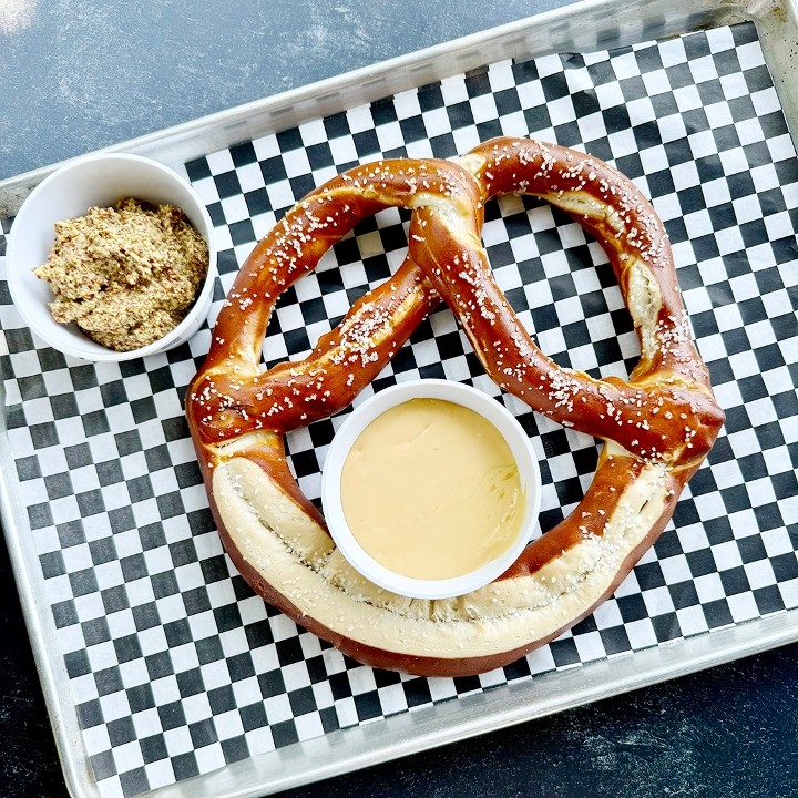 Bishop's Orchards - Bavarian Pretzel VG