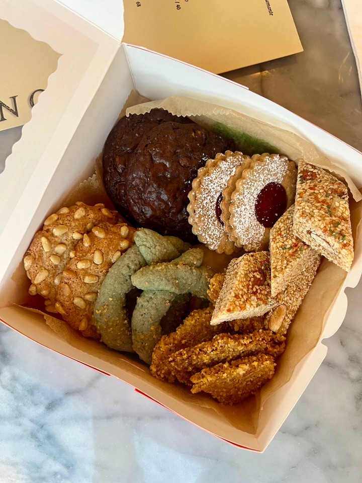 249 Congress Street - Italian Cookie Box