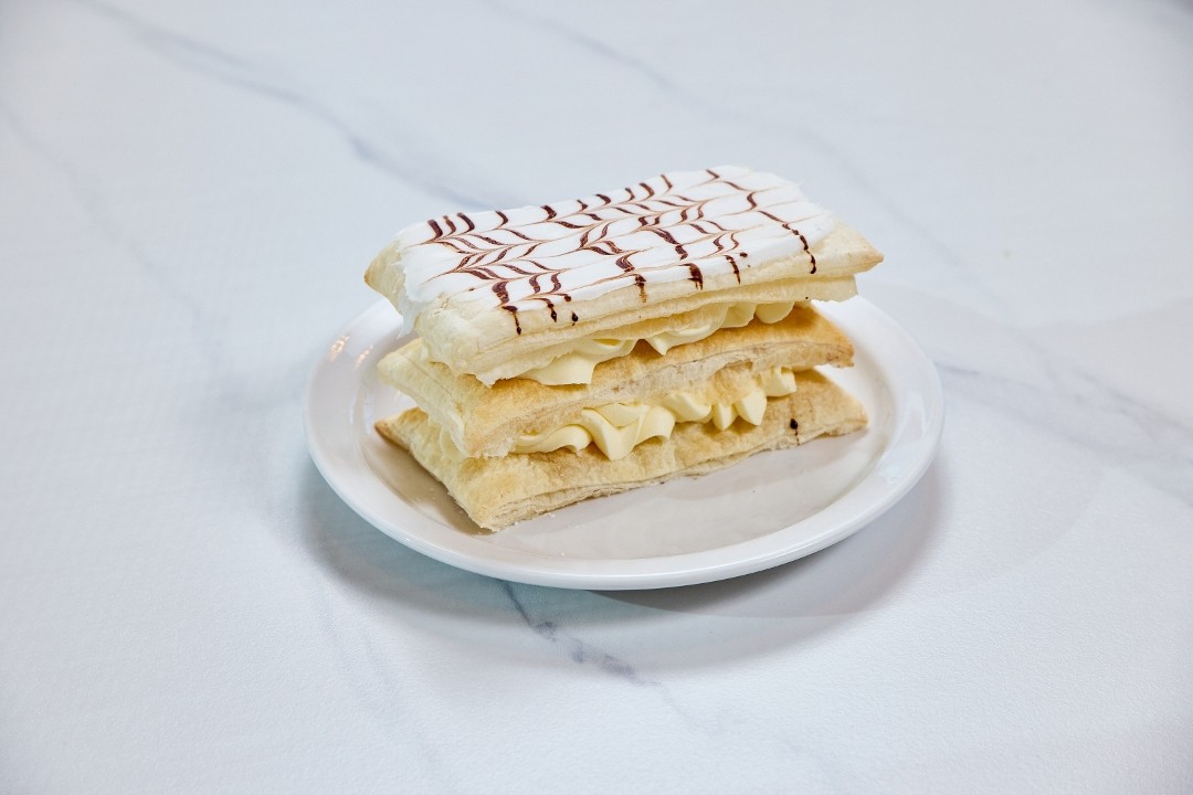 Pietro's Italian Bakery - Dallas Pkwy Frisco - Torta Della Nonna (lemon ...