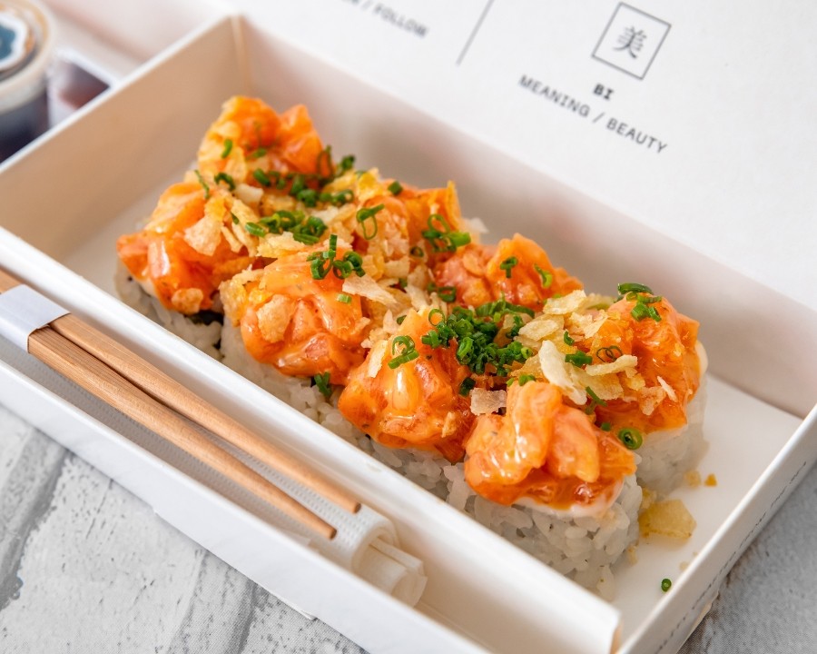 Yūbi Box Sushi - Truffle Salmon Tartare Roll (GF)